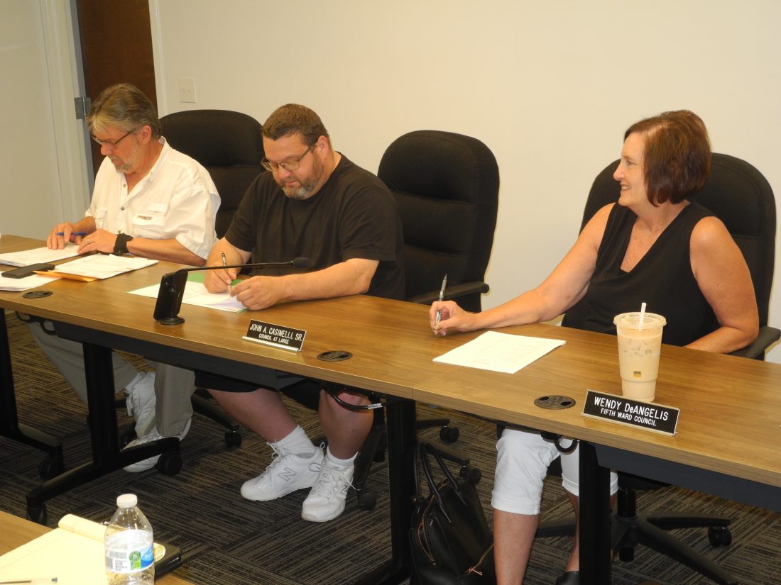 Solution eyed for Main Street parking issue | News, Sports, Jobs - The ...